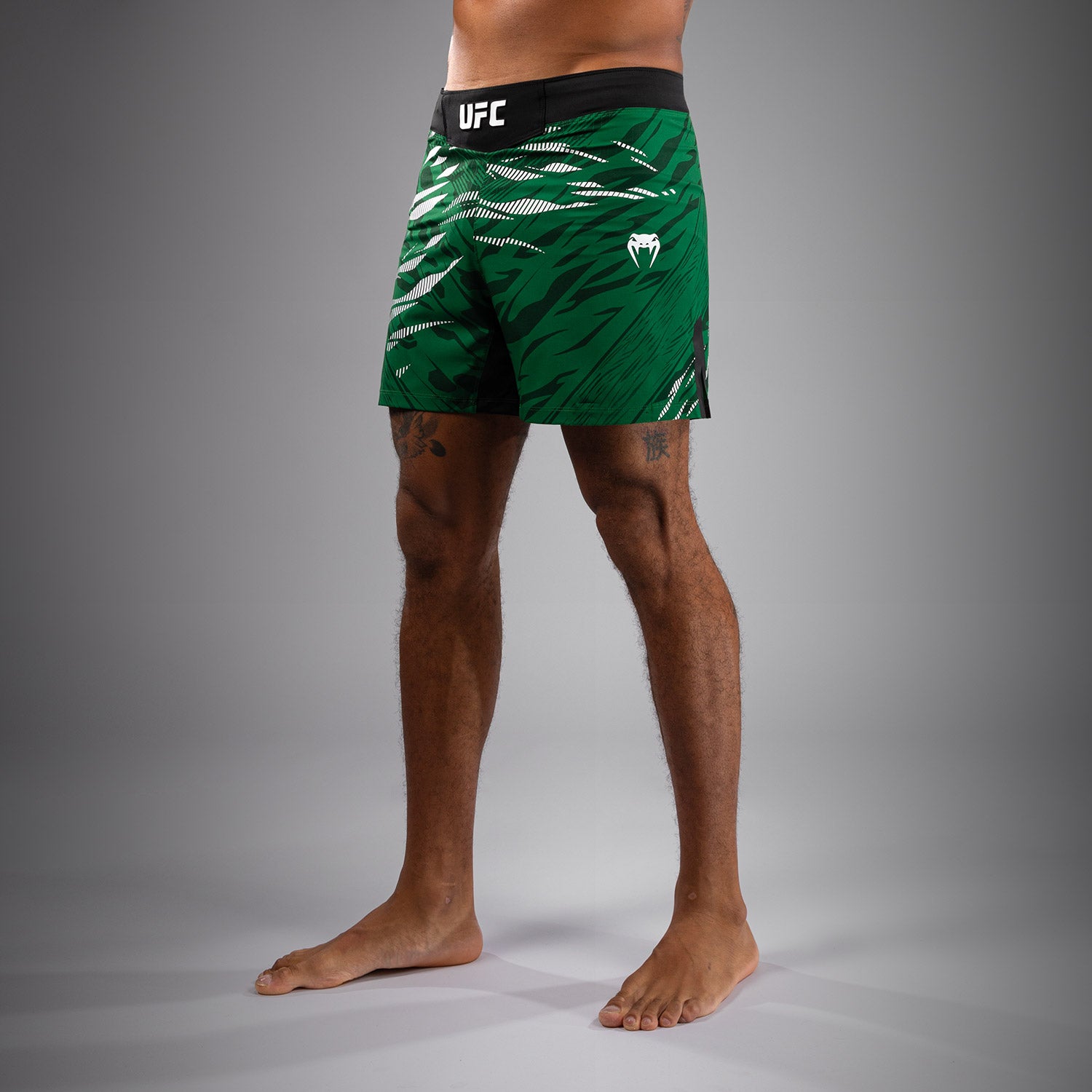 UFC Fusion by Venum Authentic Fight Night Men’s Fight Short - Short Fi ...