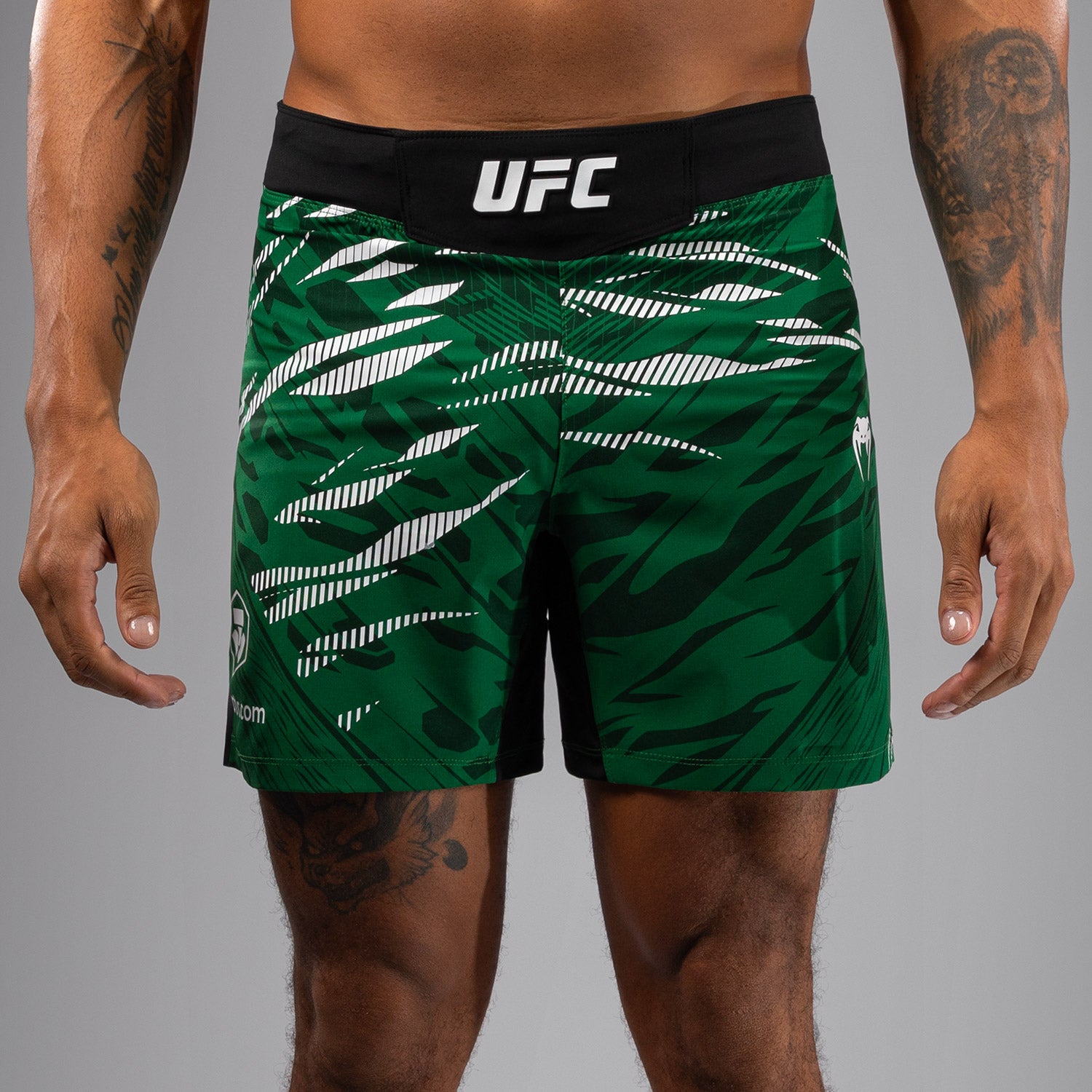 UFC Fusion by Venum Authentic Fight Night Men’s Fight Short - Short Fi ...