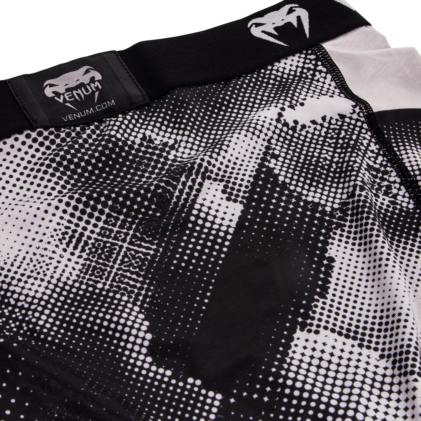Venum Technical Compression Shorts - Black/Grey - Venum Asia