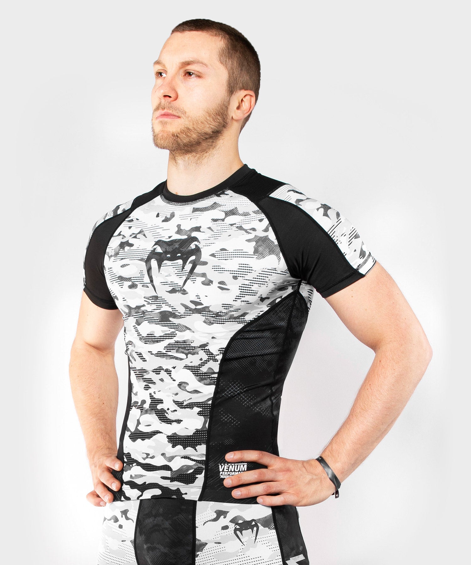 Venum Defender Short Sleeve Rashguard - Urban Camo - Venum Asia